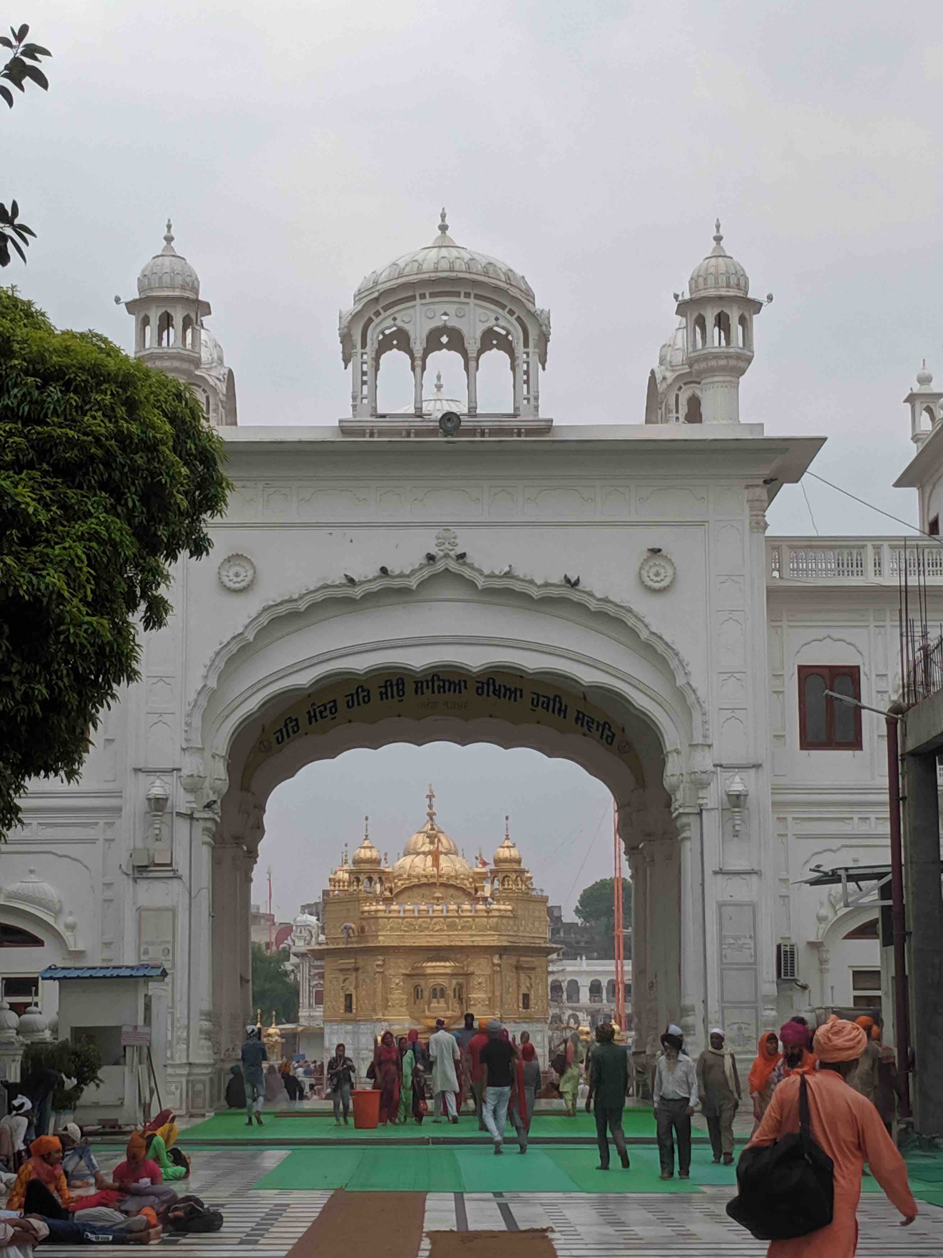 View of Golden Temple as you re-enter from Langar Hall – Wandering ...